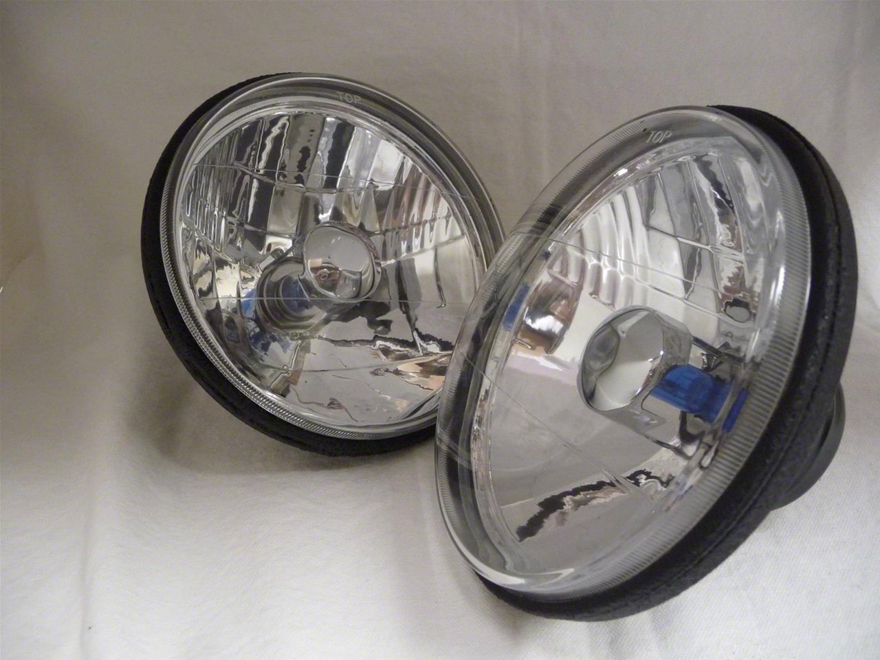 Ecklers 7-Inch Round White Diamond Headlight without Halo; Chrome ...