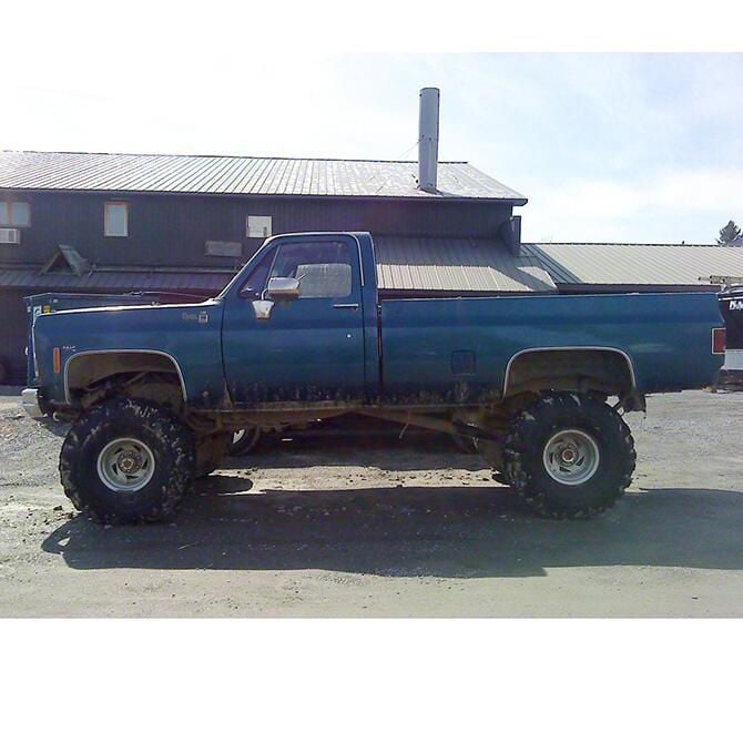 SuperLift Ecklers 12-Inch Suspension Lift Kit with Rear Springs and Superlift Shocks K447 (73-74 ...